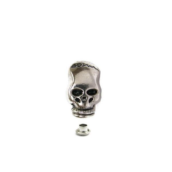 Decorative Rivet Skull | Pet Hardware®